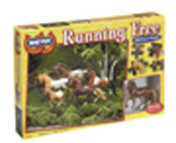 Running Free Breyer horse puzzle with stablemate